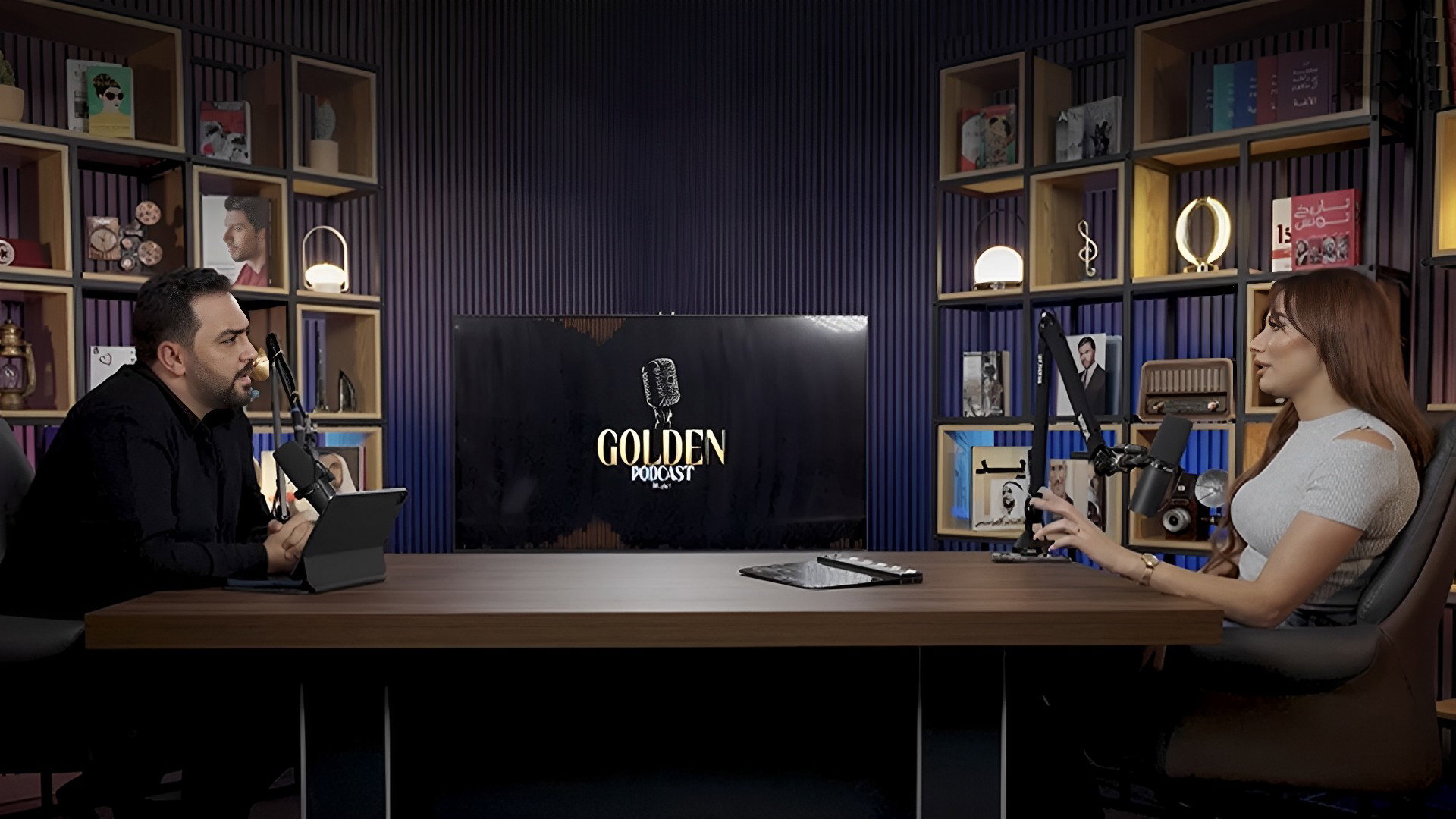 Regarder Série Golden Podcast - Artify